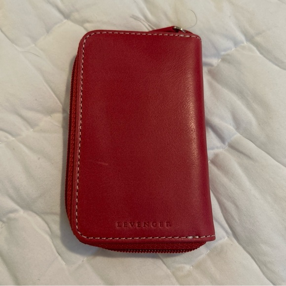 Levenger | Bags | Levenger Leather Zip Card Coin Wallet | Poshmark